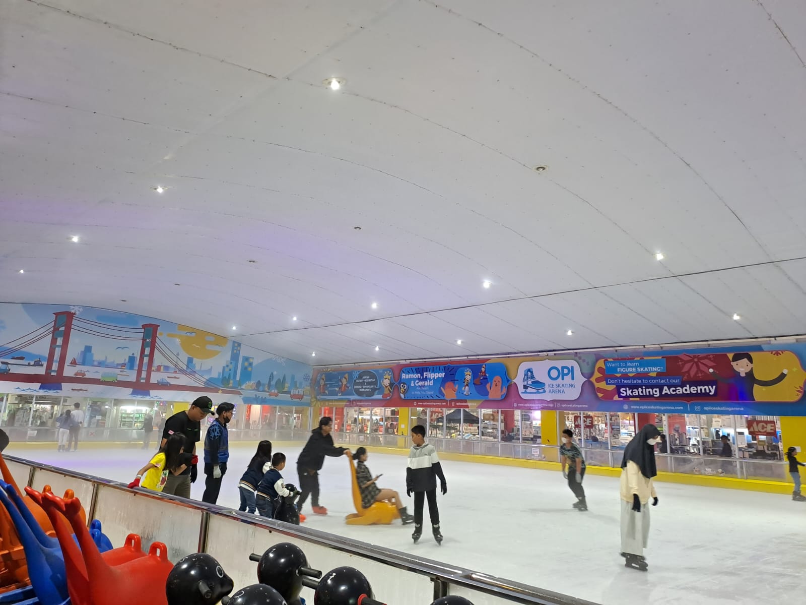 Gunakan Es Asli, Begini Perawatan Ice Skating OPI Mall – AsSajidin.com