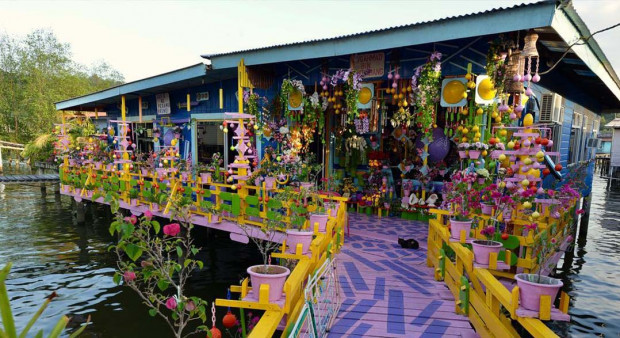 Rihlah ke Brunei Darussalam (1) : Naik Perahu Mengitari Kampong Ayer ...